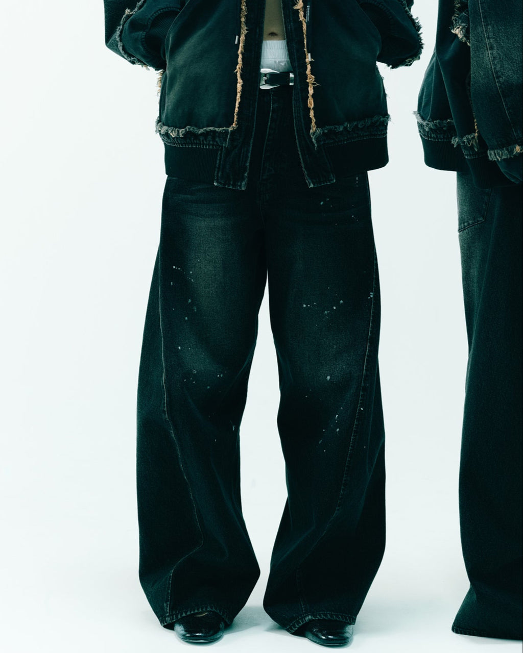 AGING TWISTED DENIM PANTS – WIZZARD OFFICIAL ONLINE STORE